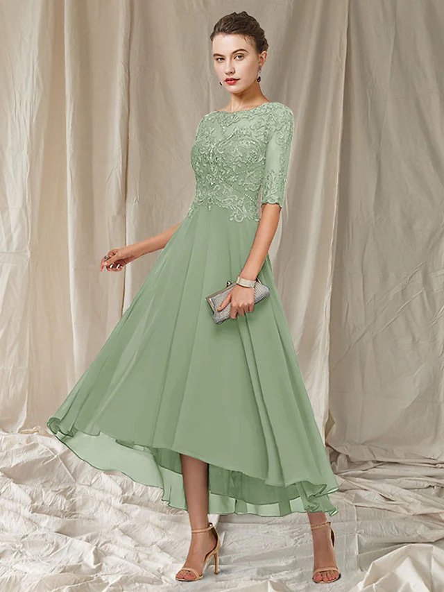 Elegantes Abendkleid, knielang, Spitze – Rottsento